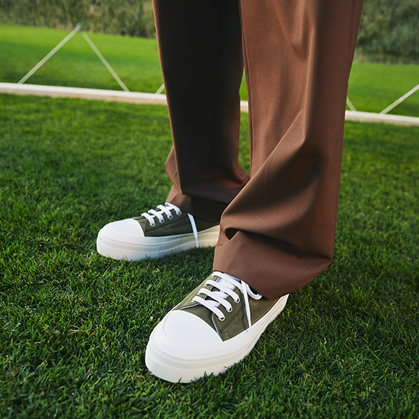 New Balance BB550 sneakers for Men - White in Kuwait | Level Shoes